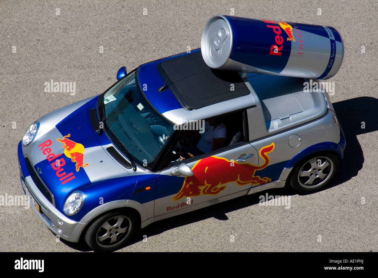 Red bull promotion Banque de photographies et d’images à haute ...