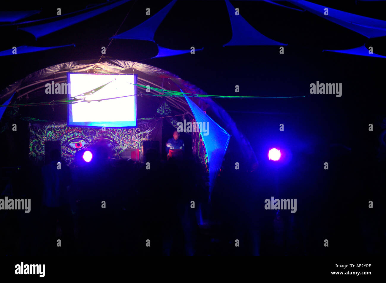 Festival rave party night stage decoration Banque de photographies et d ...