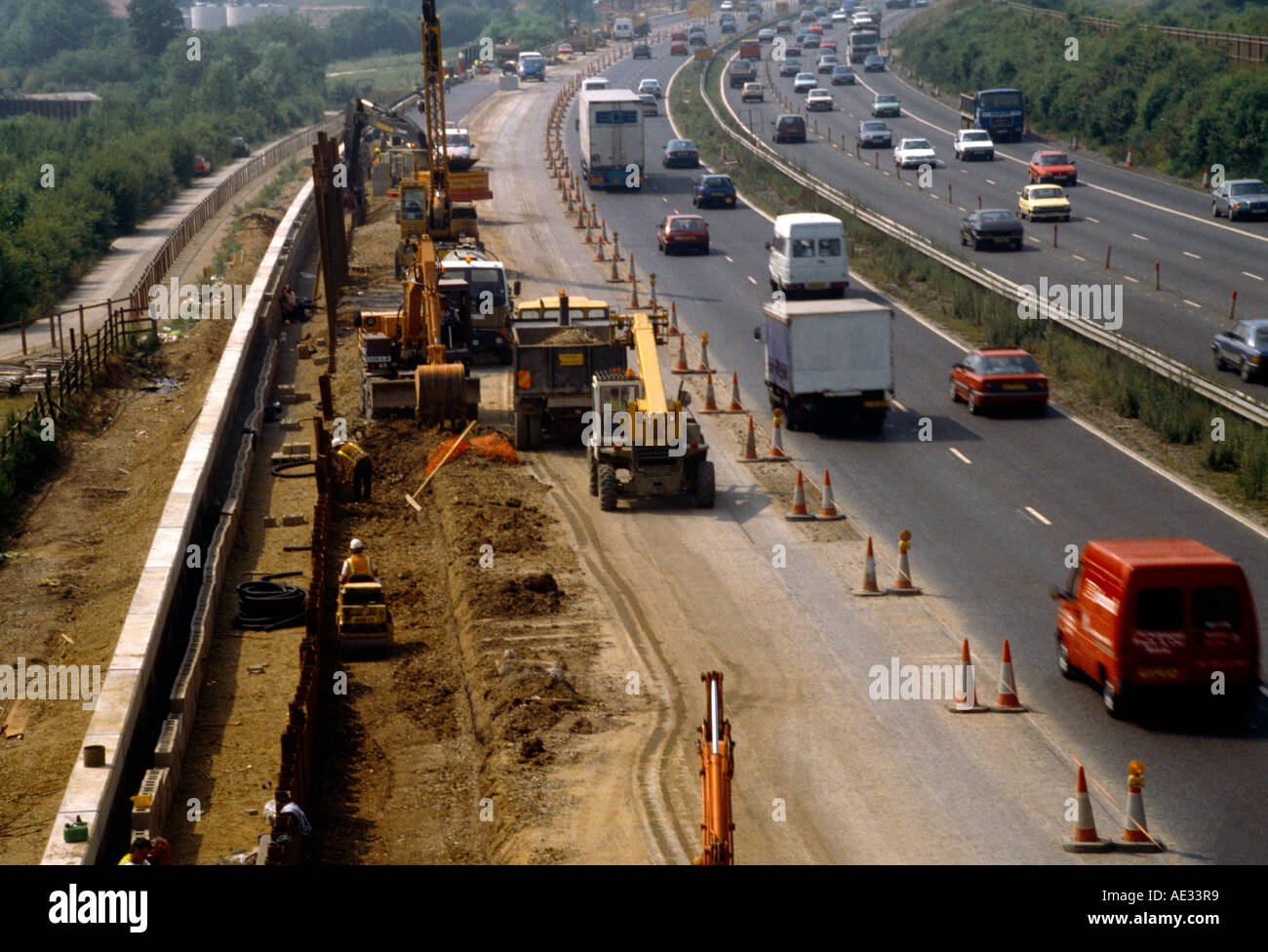 La construction d'autoroutes M25 Creusement de tranchées Photo Stock ...