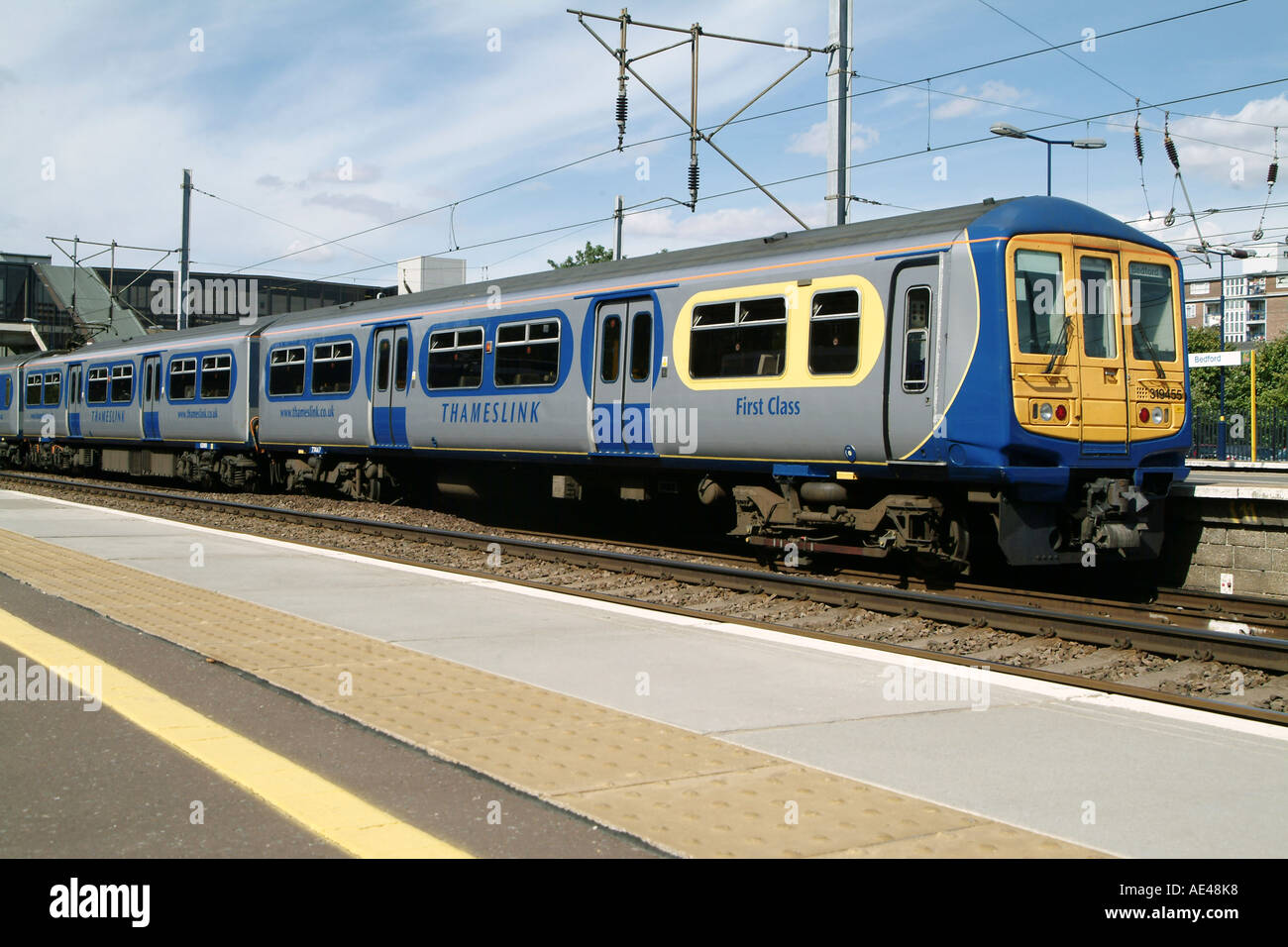 Class 319 Banque de photographies et d’images à haute résolution - Alamy