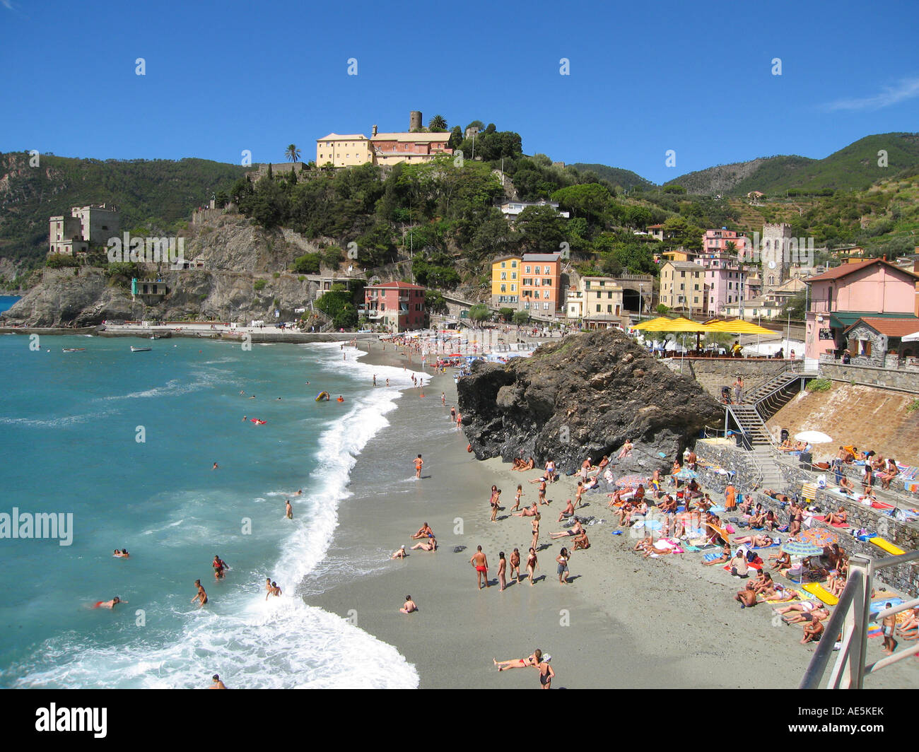Plages de Monterossa al Mare Cinque Terre Italie Photo Stock - Alamy