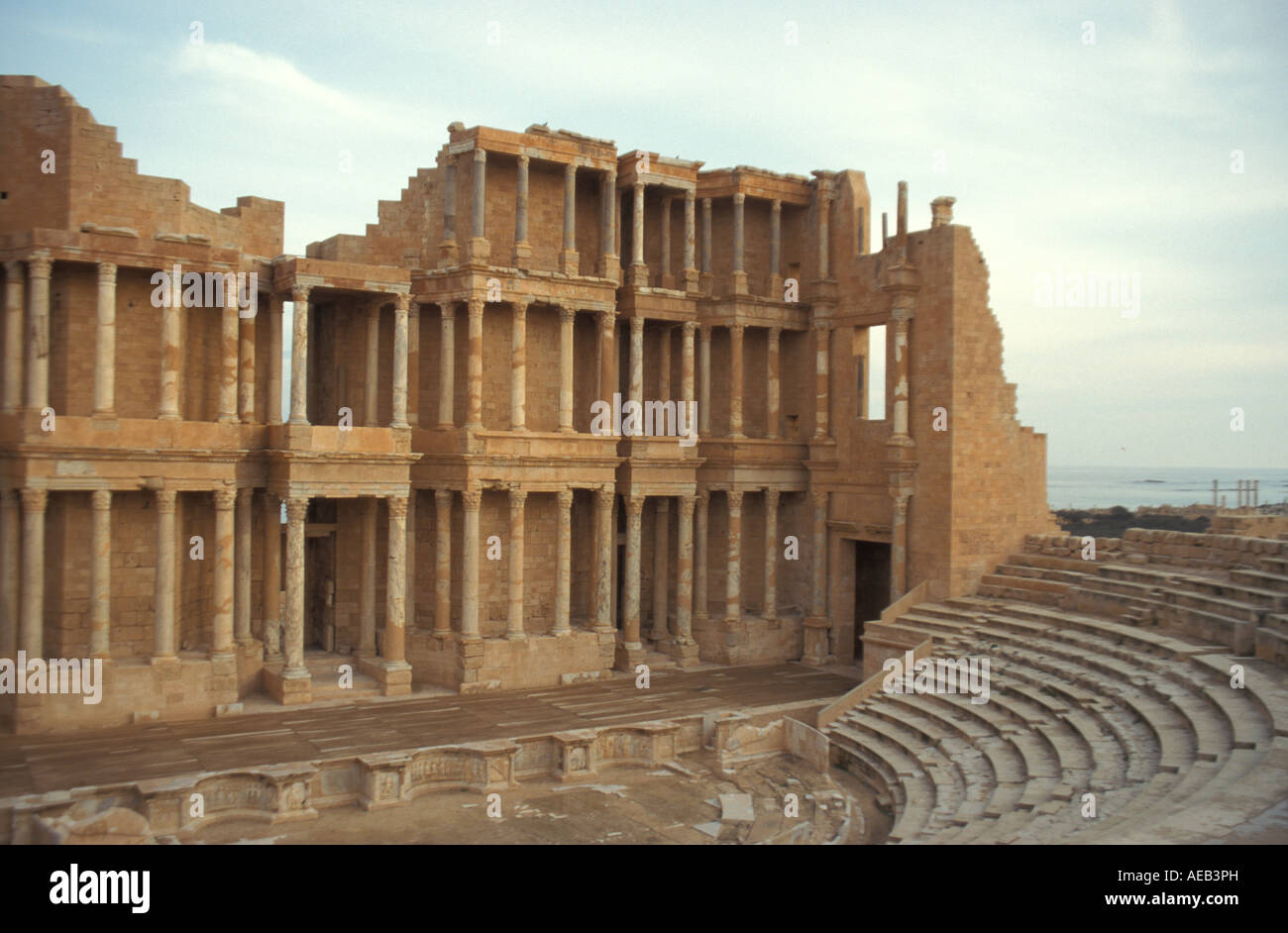 Theatre sabratha roman ruins libya Banque de photographies et d’images ...