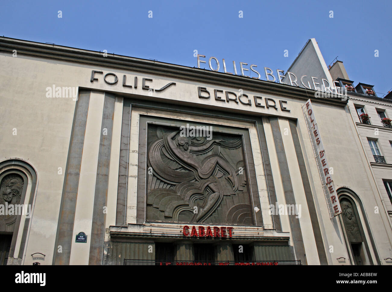 Folies bergère paris Banque de photographies et d’images à haute ...