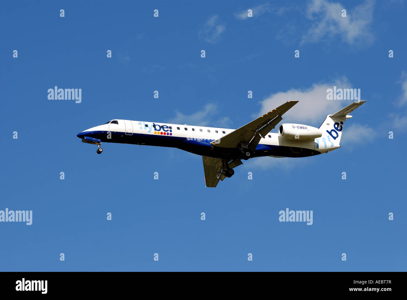 Embraer rj145 jet aircraft Banque de photographies et d’images à haute ...