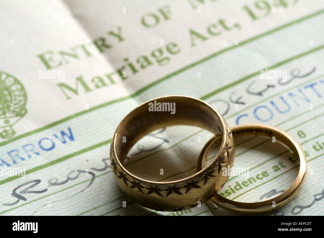 Certificat de mariage Banque de photographies et d’images à haute résolution - Alamy
