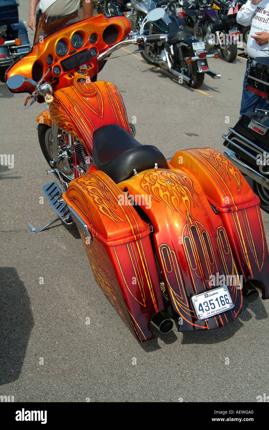 Harley davidson custom painted Banque de photographies et d’images à ...