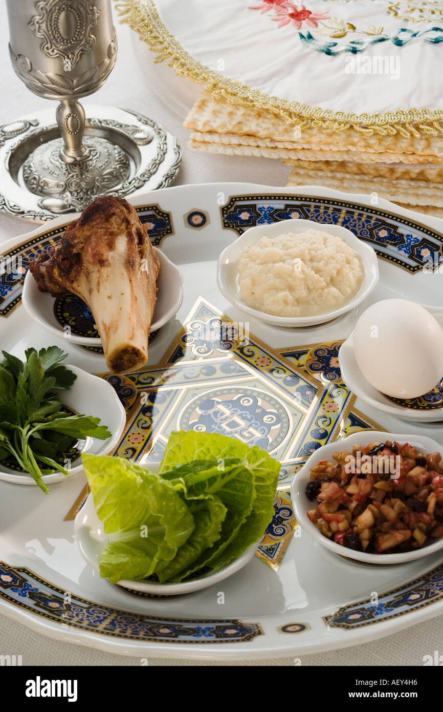 Seder table Banque de photographies et d’images à haute résolution - Alamy