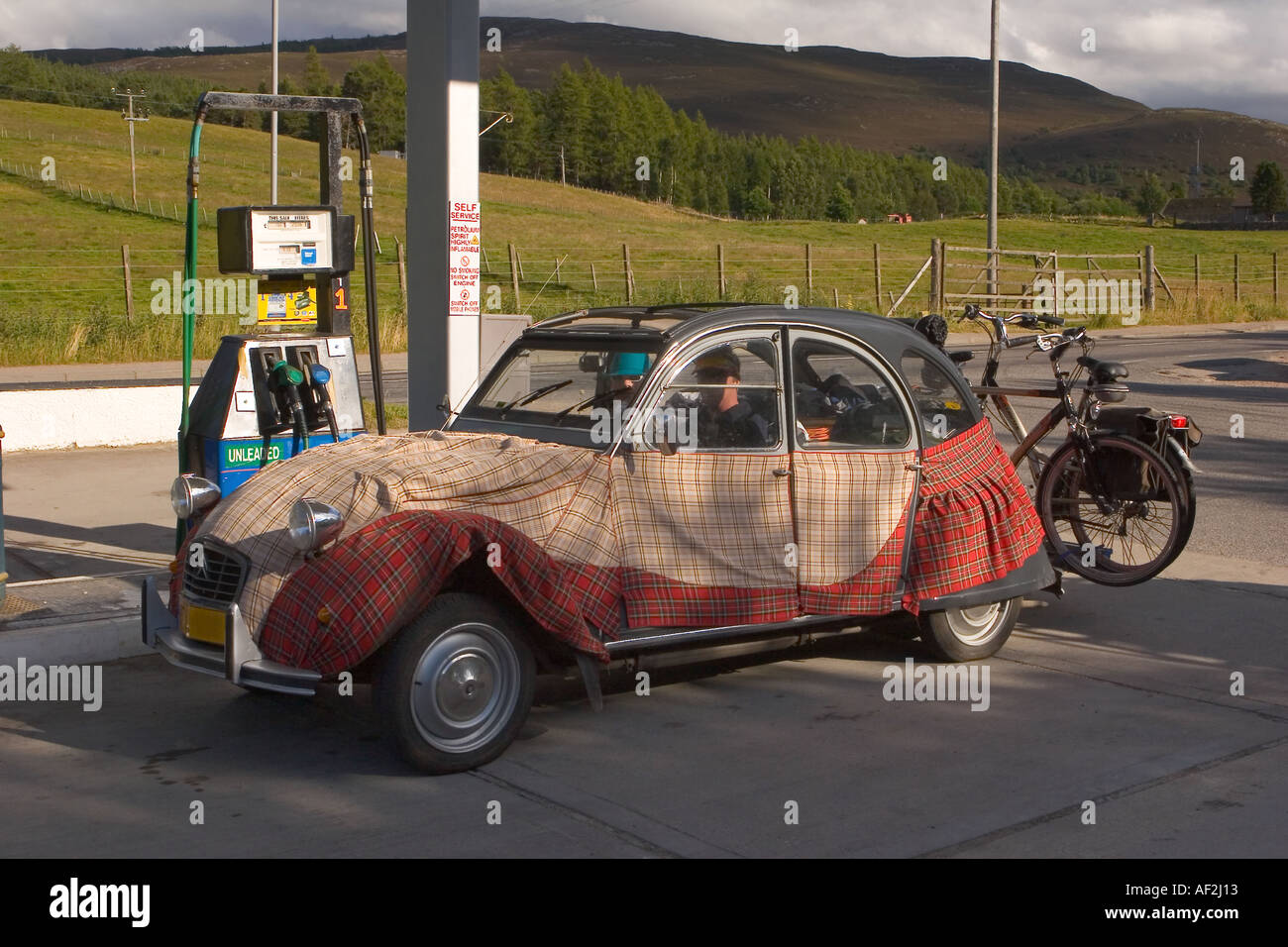 Transport car citroen 2cv citroen 2 cv Banque de photographies et d ...