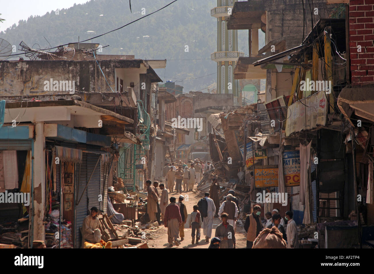 Séisme a détruit ville de Bagh, au Cachemire, au Pakistan, le 8 octobre ...