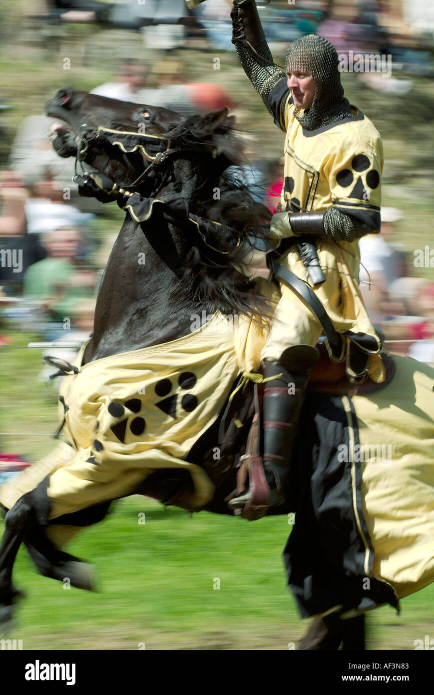 Knight on horse knights tournament Banque de photographies et d’images ...