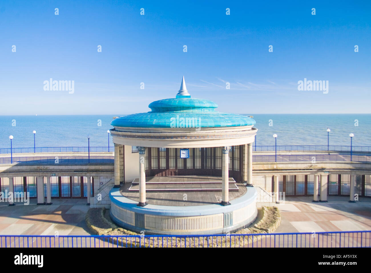 Eastbourne bandstand Banque de photographies et d’images à haute ...