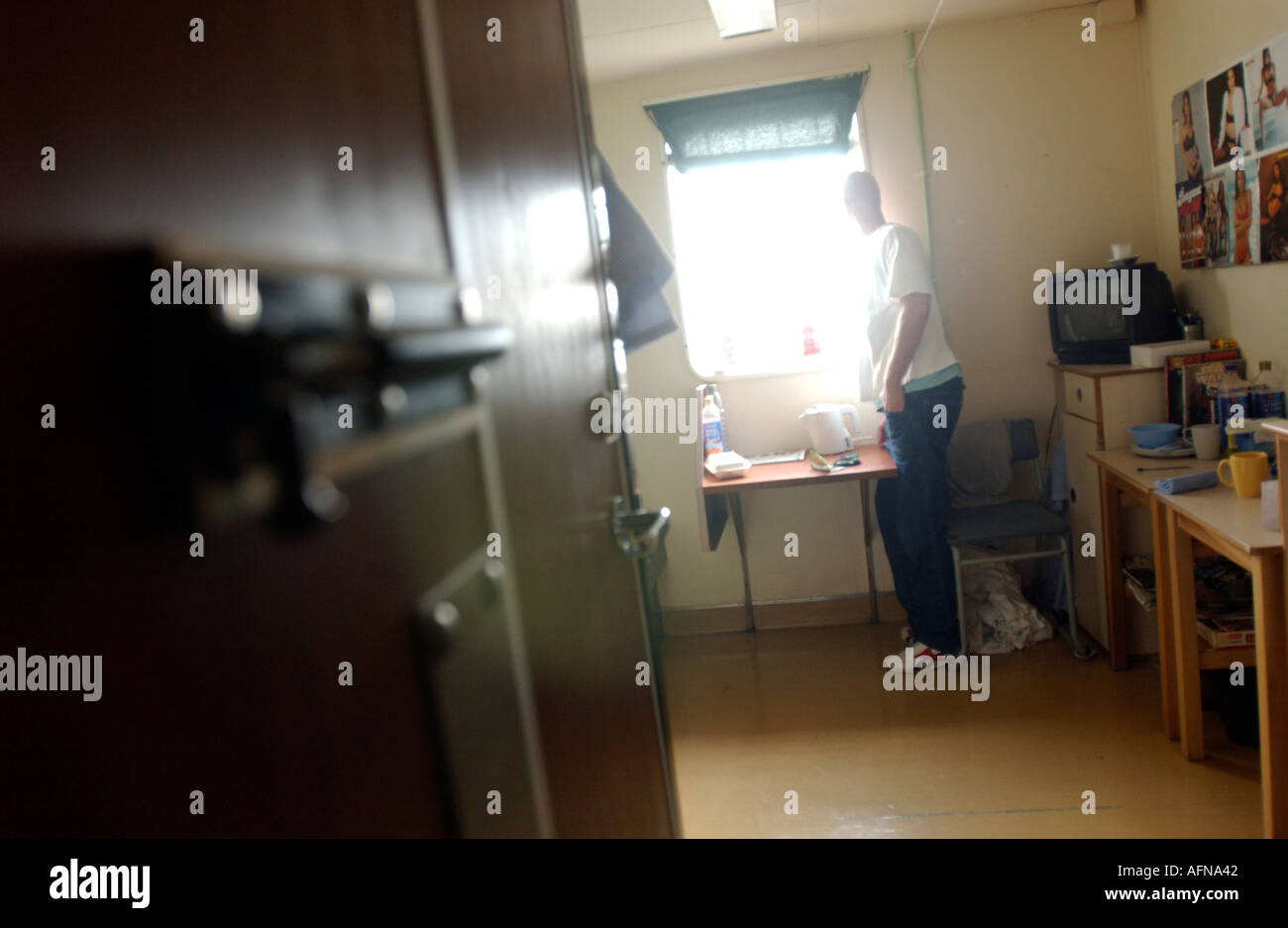 Les prisonniers à l'intérieur d'une cellule à "la prison HMP Weare ...