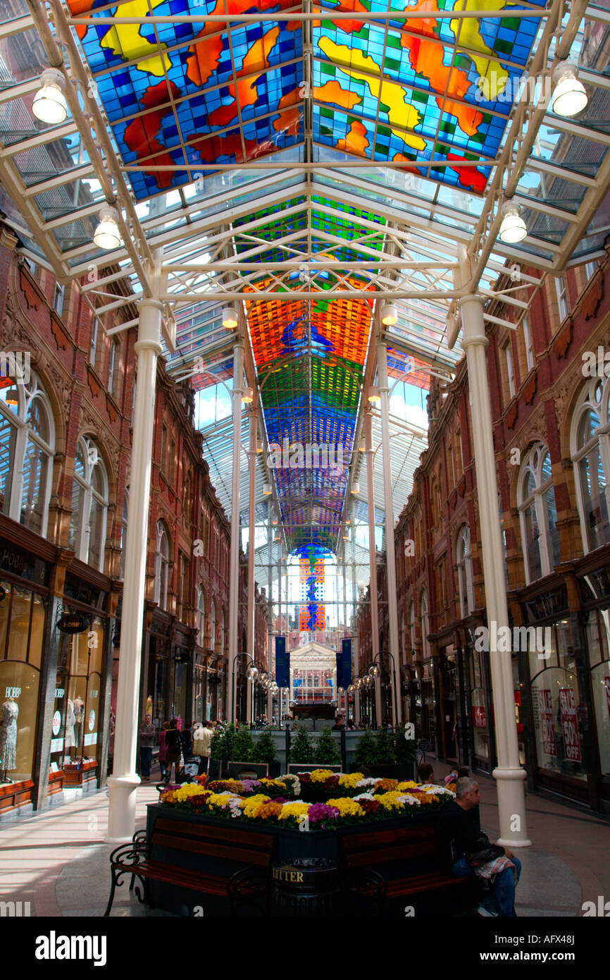 Victoria quarter Banque de photographies et d’images à haute résolution ...
