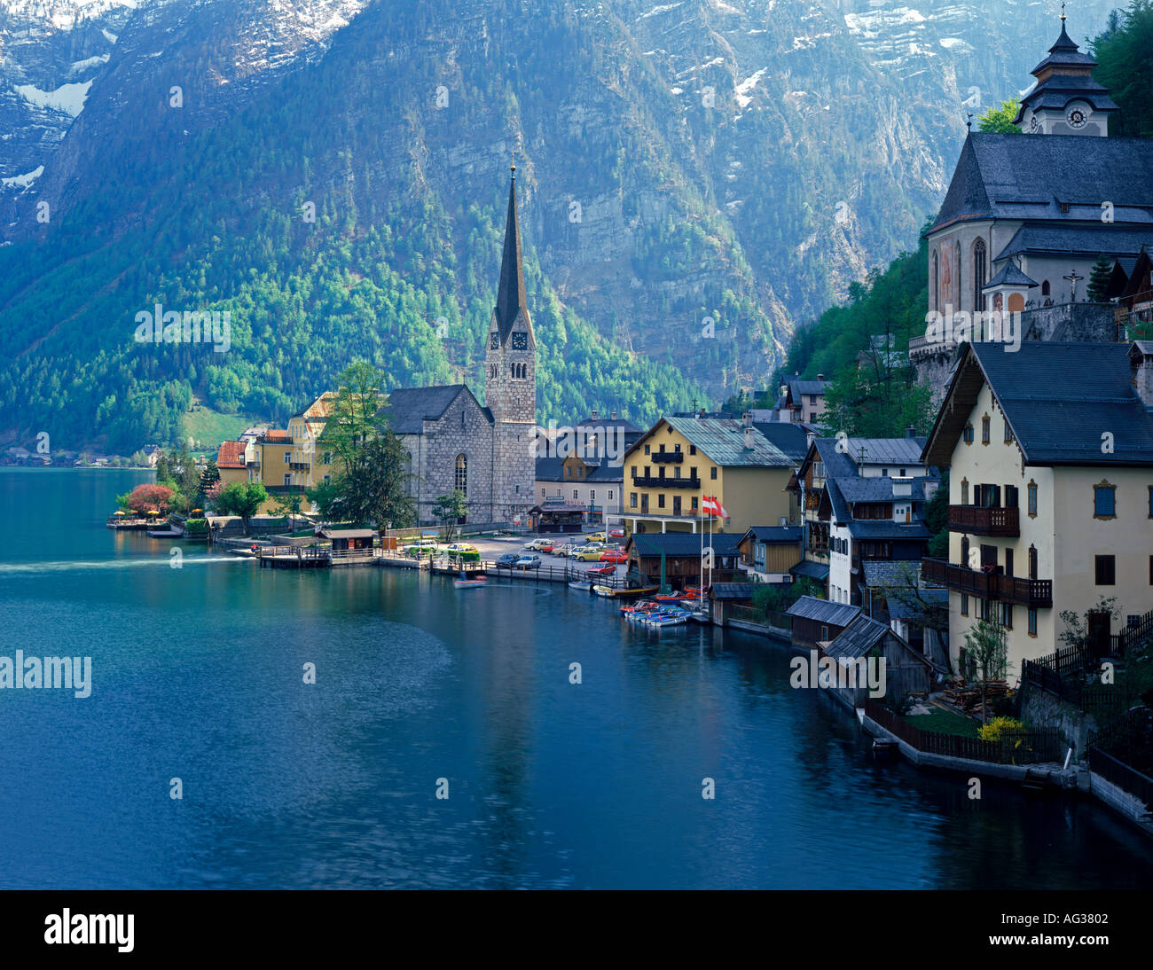 Village alpin de Hallstatt Autriche Hallstadt Photo Stock - Alamy