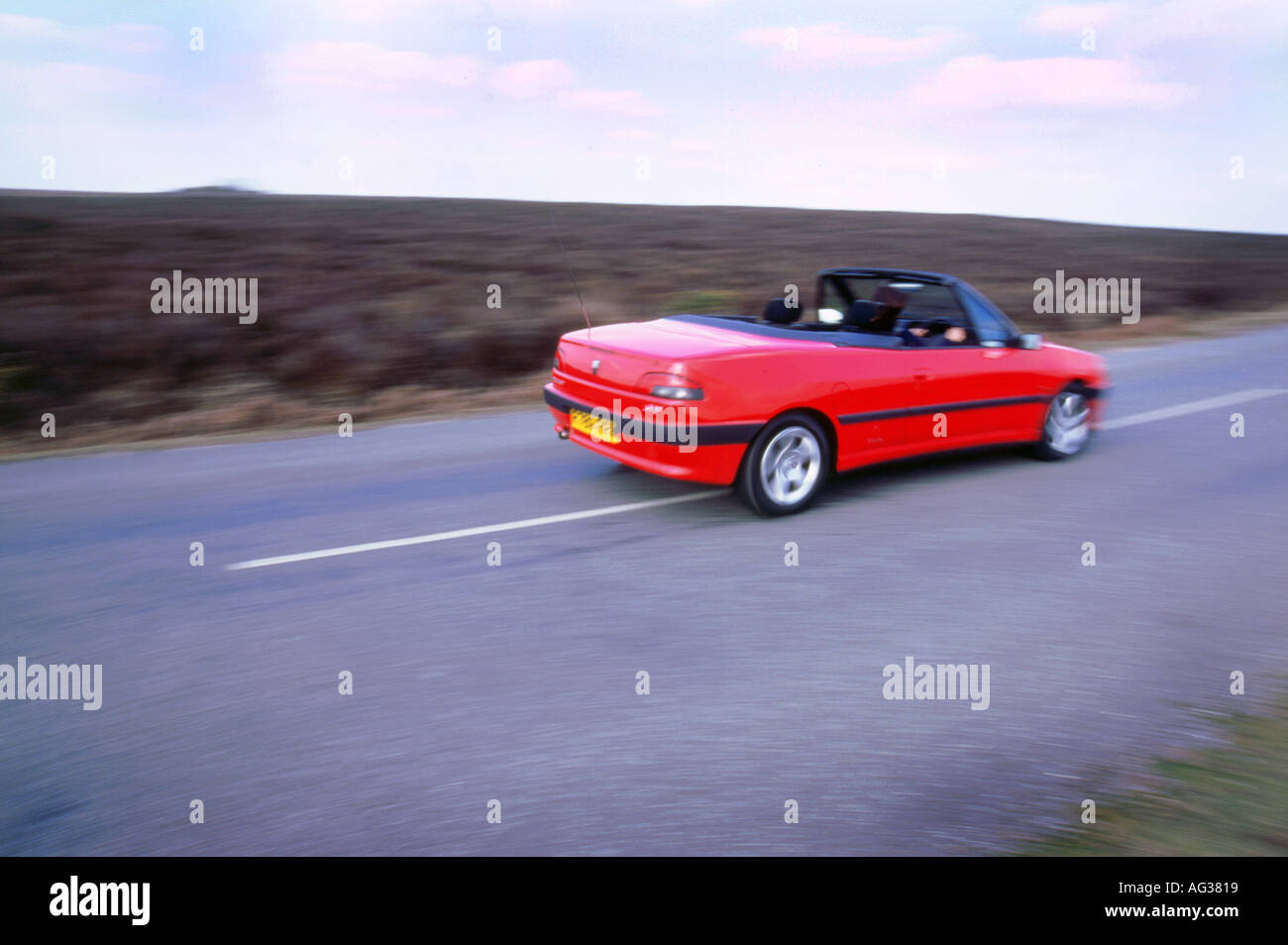 Peugeot 306 cabriolet Banque de photographies et d’images à haute ...