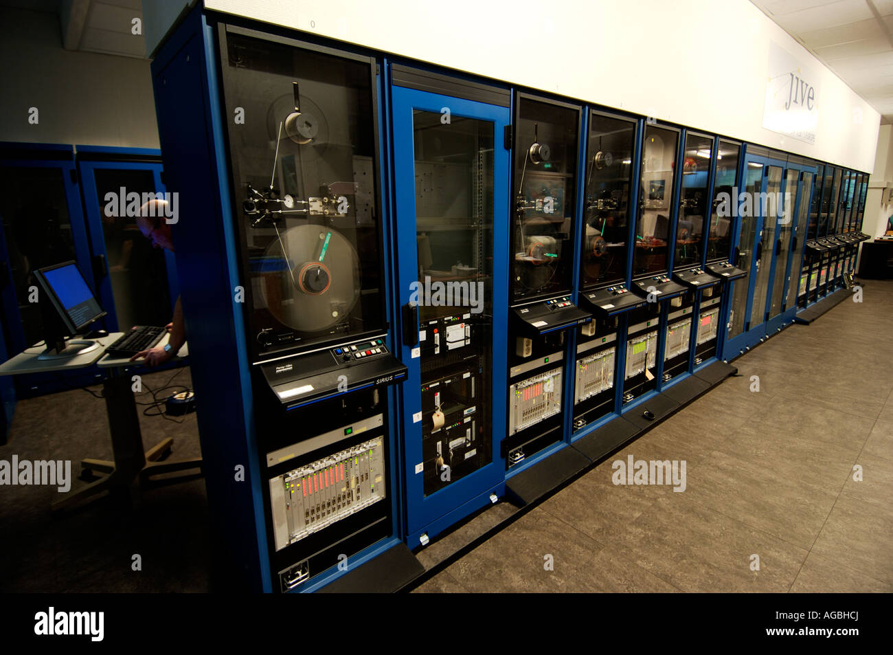 Ordinateur de haute technologie Banque de photographies et d’images à ...