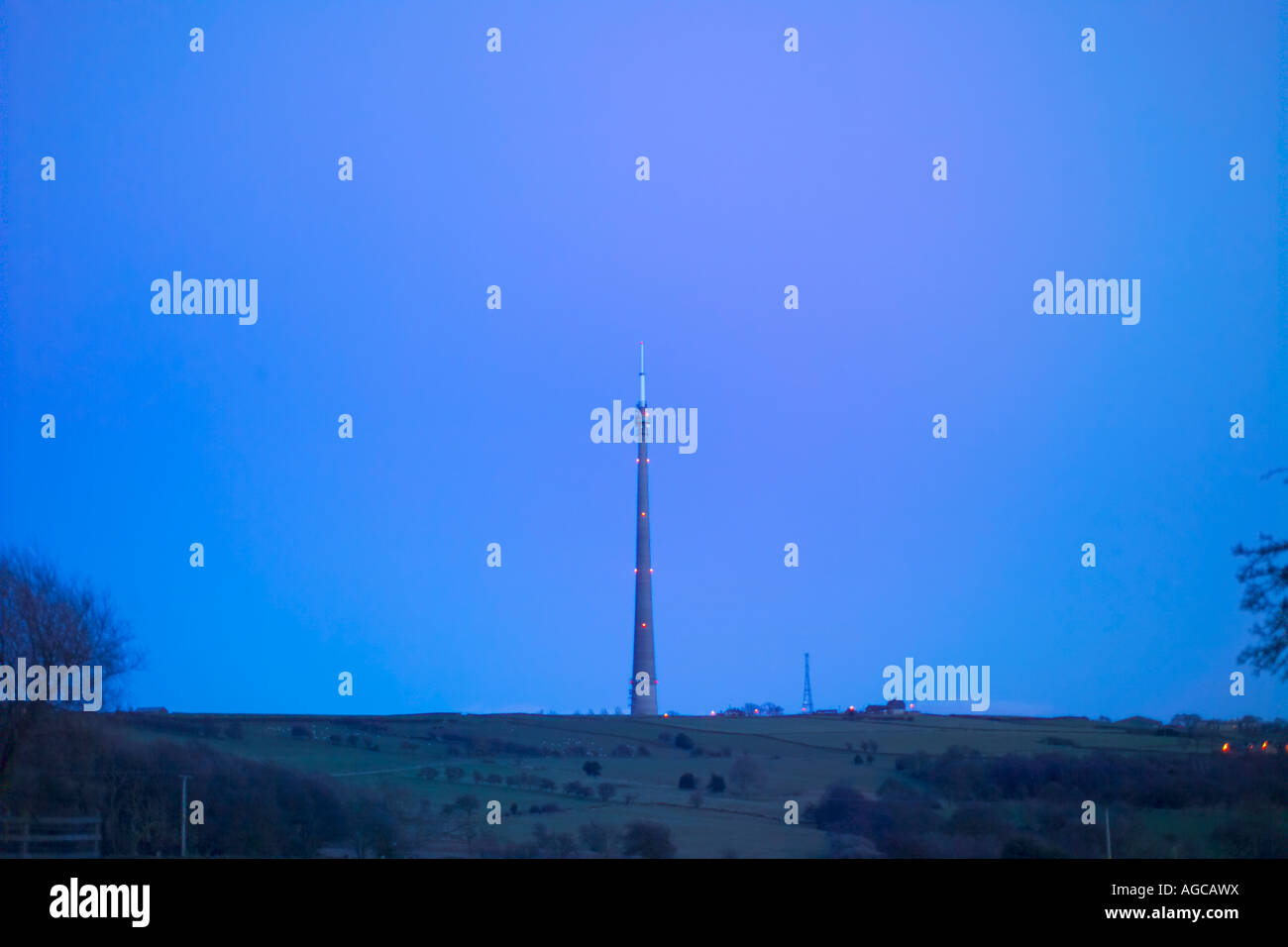 Emley tower Banque de photographies et d’images à haute résolution - Alamy