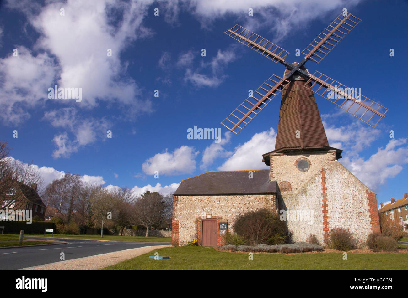 West blatchington windmill Banque de photographies et d’images à haute ...