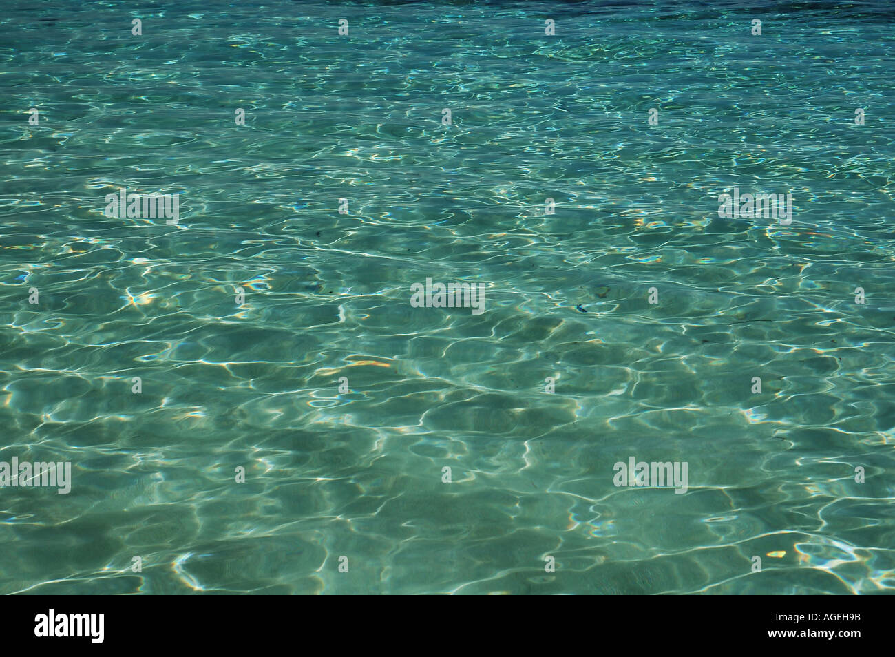 Eaux limpides Banque de photographies et d’images à haute résolution ...