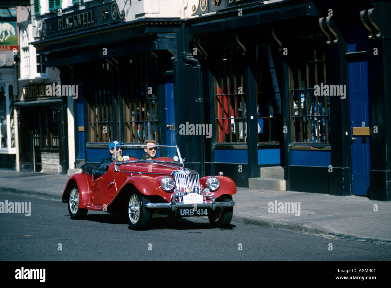 1950s mg convertible car classic Banque de photographies et d’images à ...