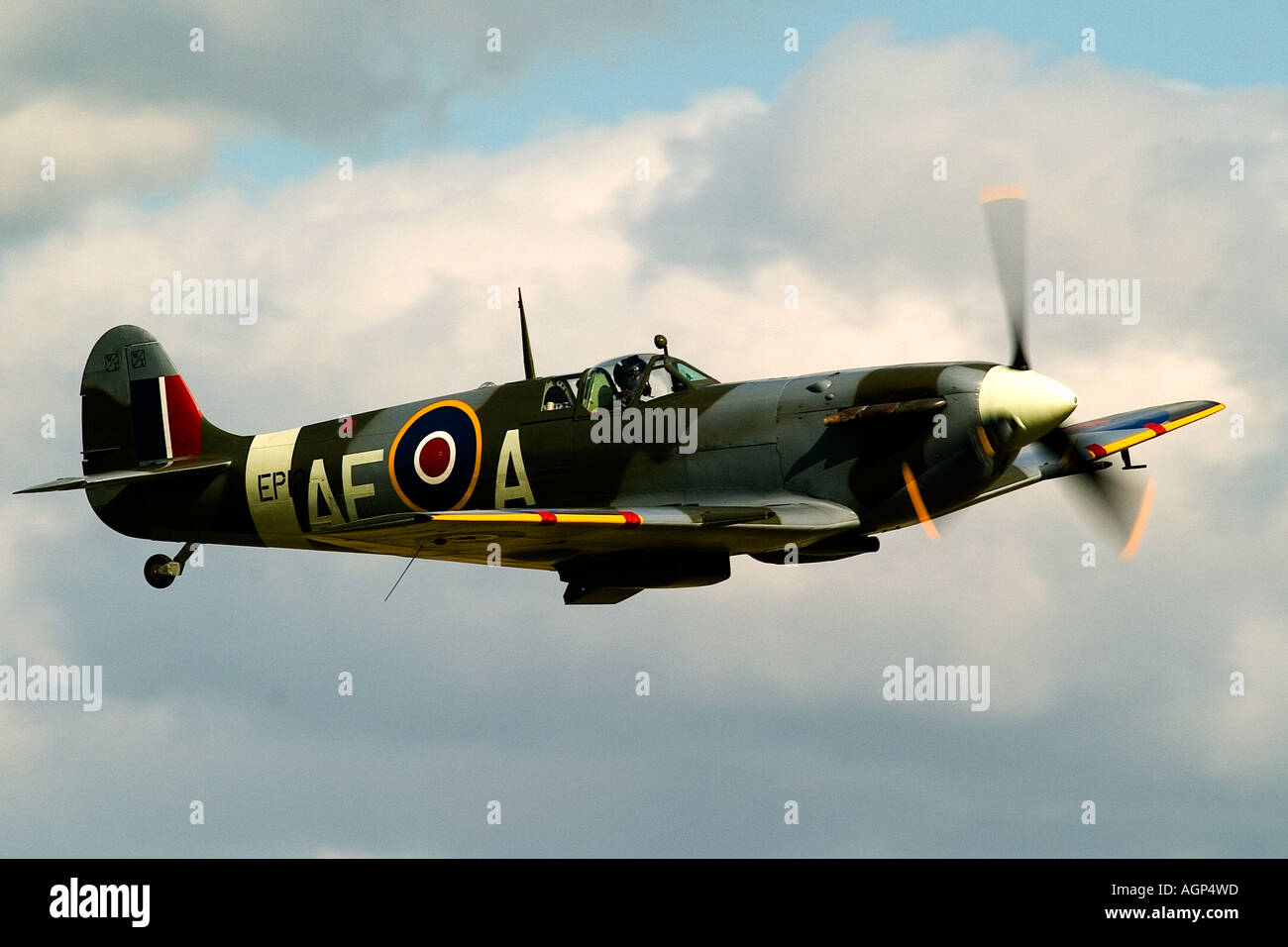 Supermarine spitfire f Banque de photographies et d’images à haute ...