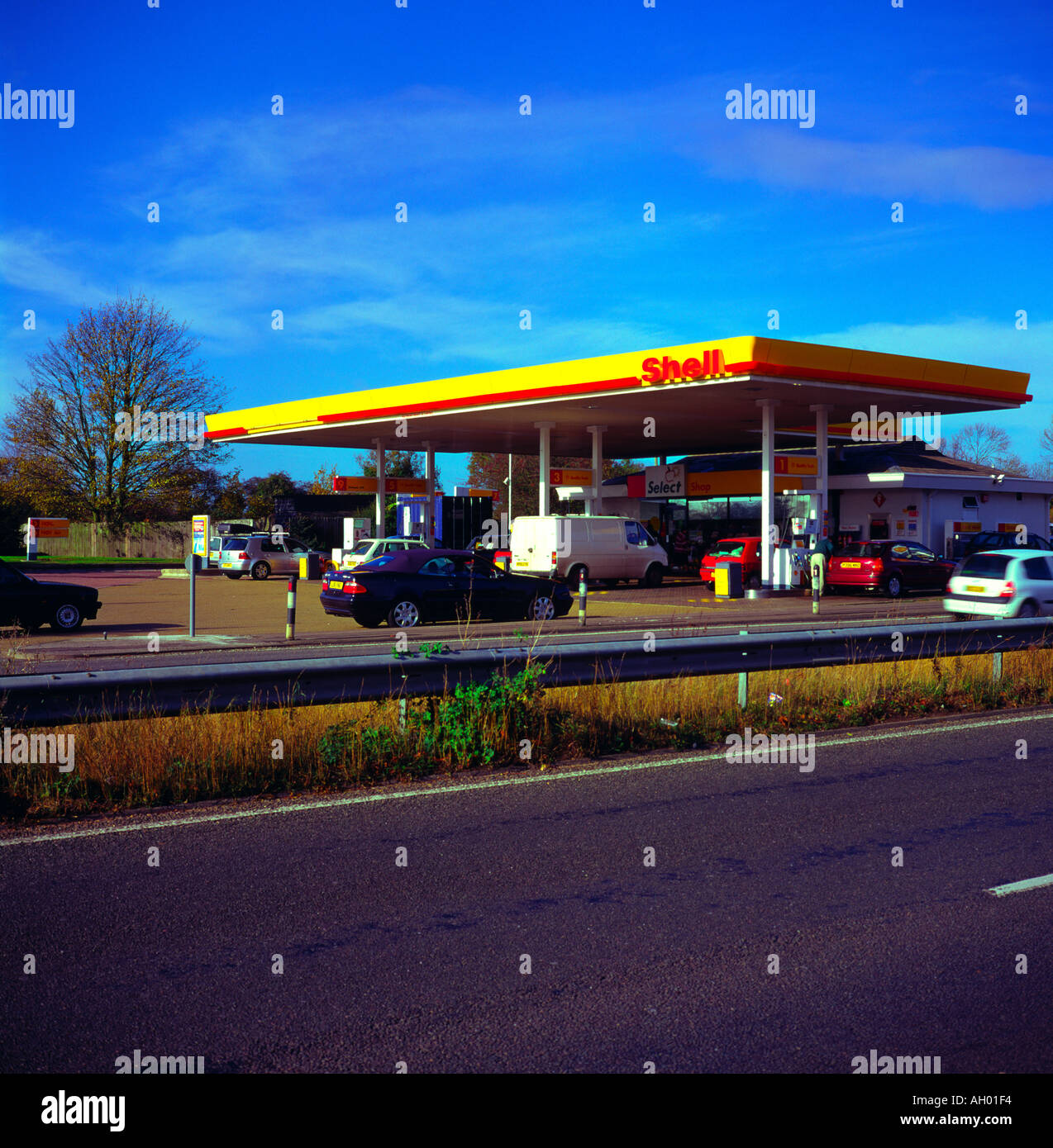 Petrol station england Banque de photographies et d’images à haute ...