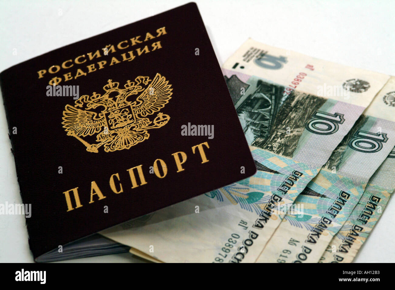 Carte de passeport russe Banque de photographies et d’images à haute ...