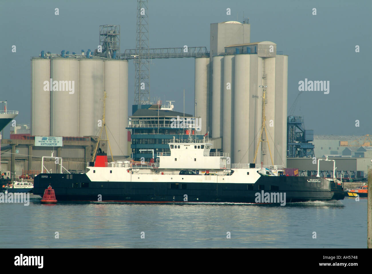 Port southampton england roro cargo Banque de photographies et d’images ...