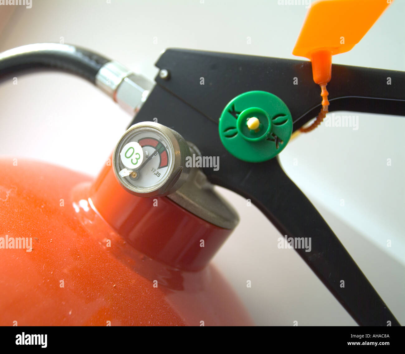 Extingusher incendie pompier fire 999 bris de glace incendie alarme ...