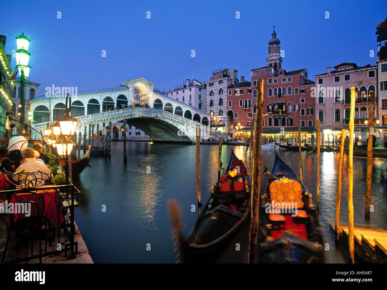 Pont du Rialto, le Grand Canal, Venise, Italie Photo Stock - Alamy
