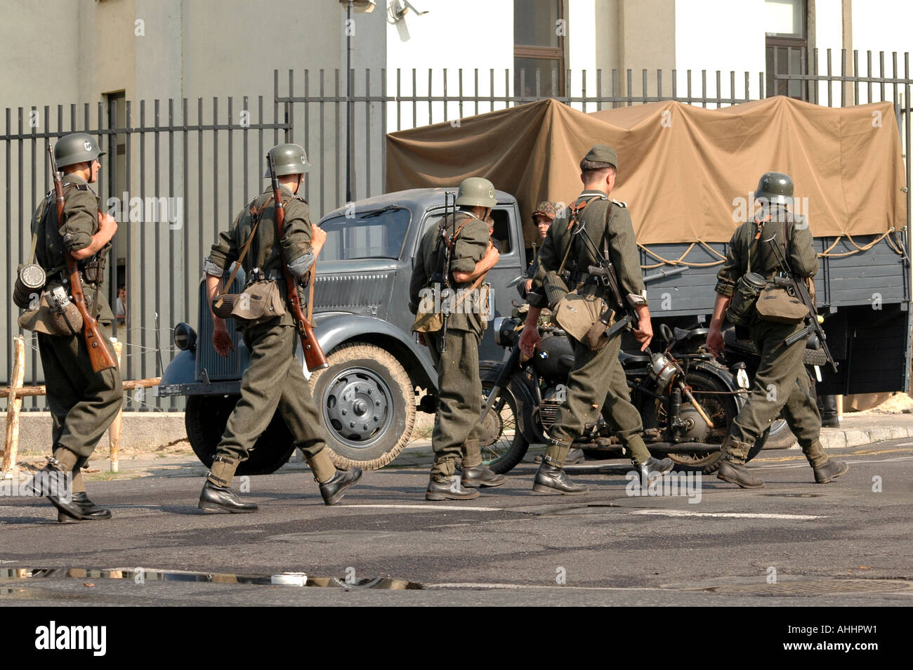 Reconstitution historique de l'Insurrection de Varsovie en 1944 lors de ...