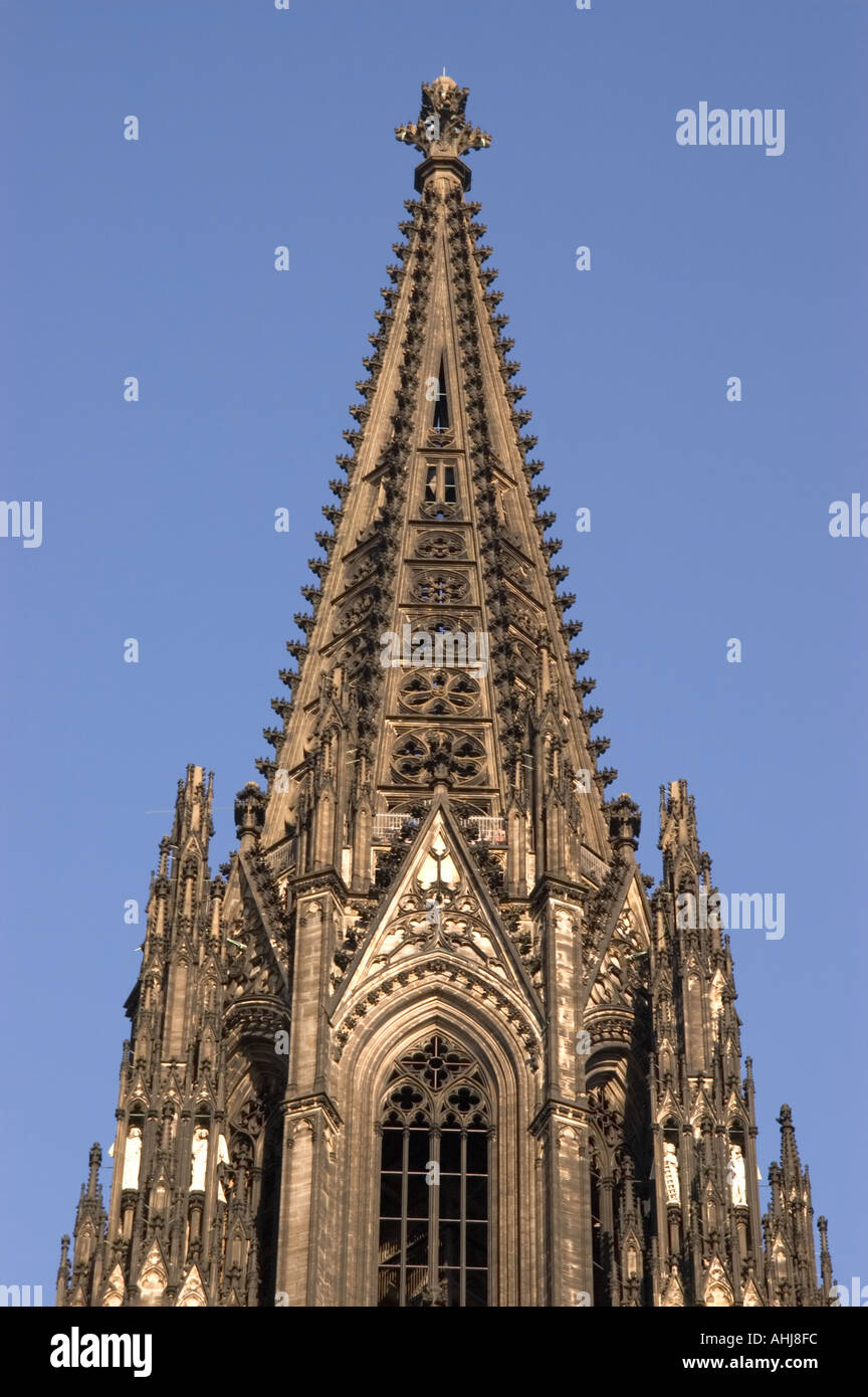 Flèche de la cathédrale de cologne Banque de photographies et d’images ...