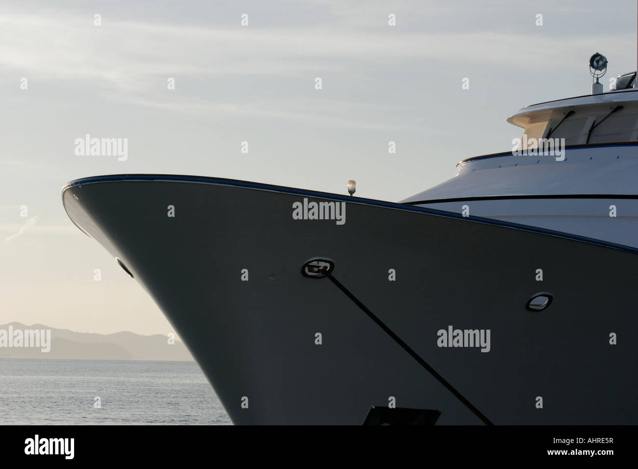 Proue yacht moteur Banque de photographies et d’images à haute ...