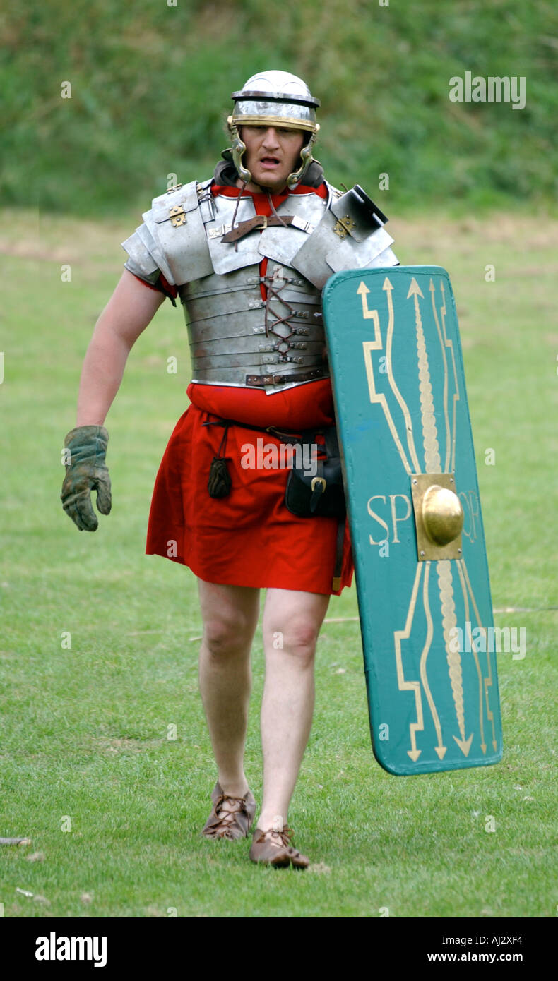 Tenue militaire romaine Banque de photographies et d’images à haute ...