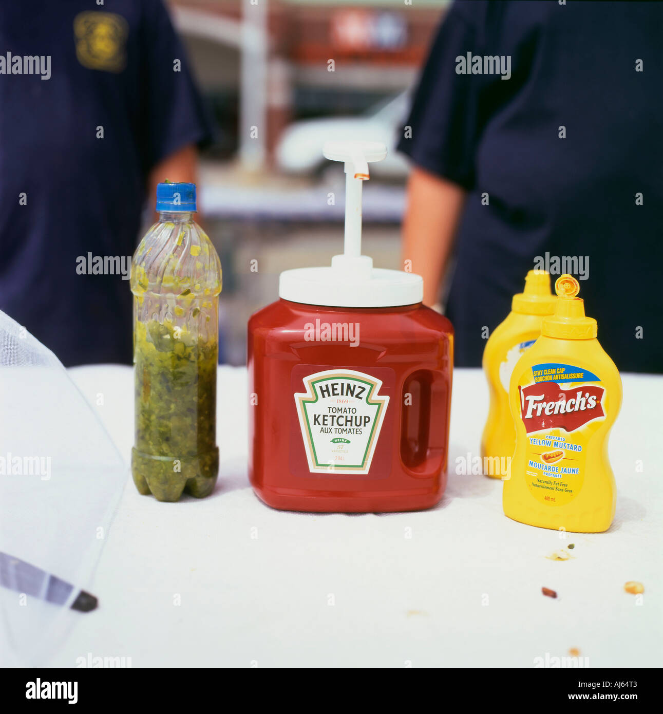 Heinz tomato ketchup bottle relish Banque de photographies et d’images ...