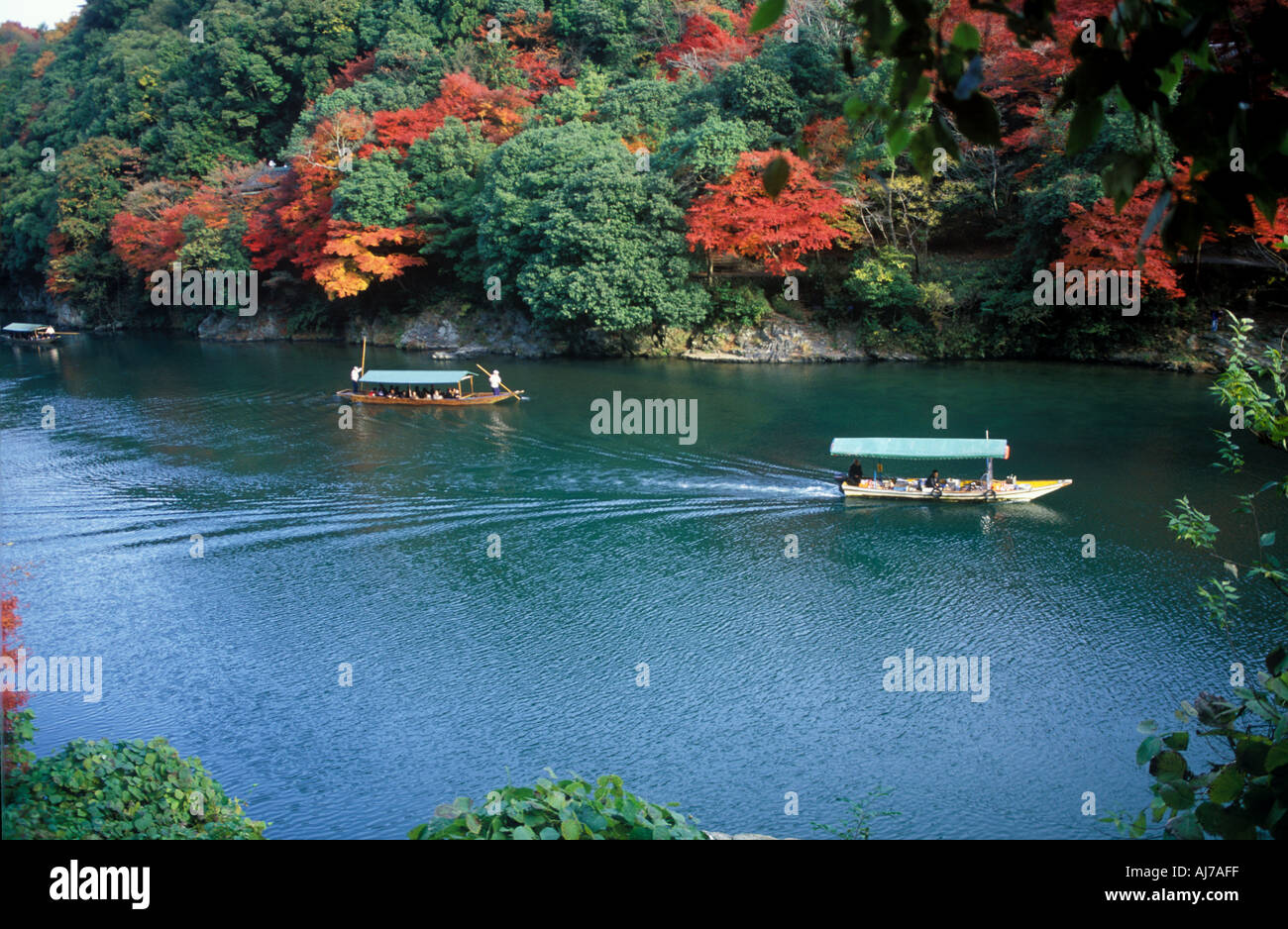 Arashiyama river Banque de photographies et d’images à haute résolution - Alamy