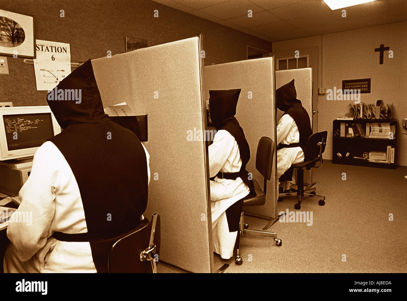 Moine cistercien trappiste Banque de photographies et d’images à haute ...