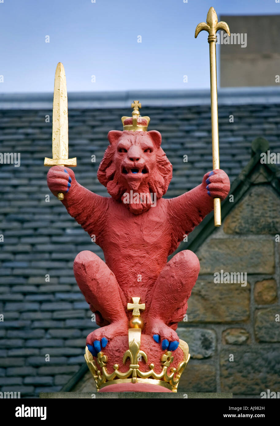 Lion rampant Banque de photographies et d’images à haute résolution - Alamy