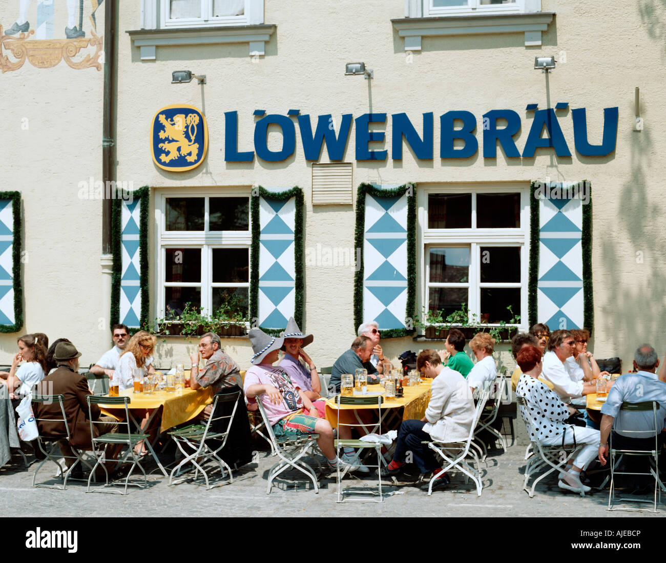 Loewe aire Banque de photographies et d’images à haute résolution - Alamy
