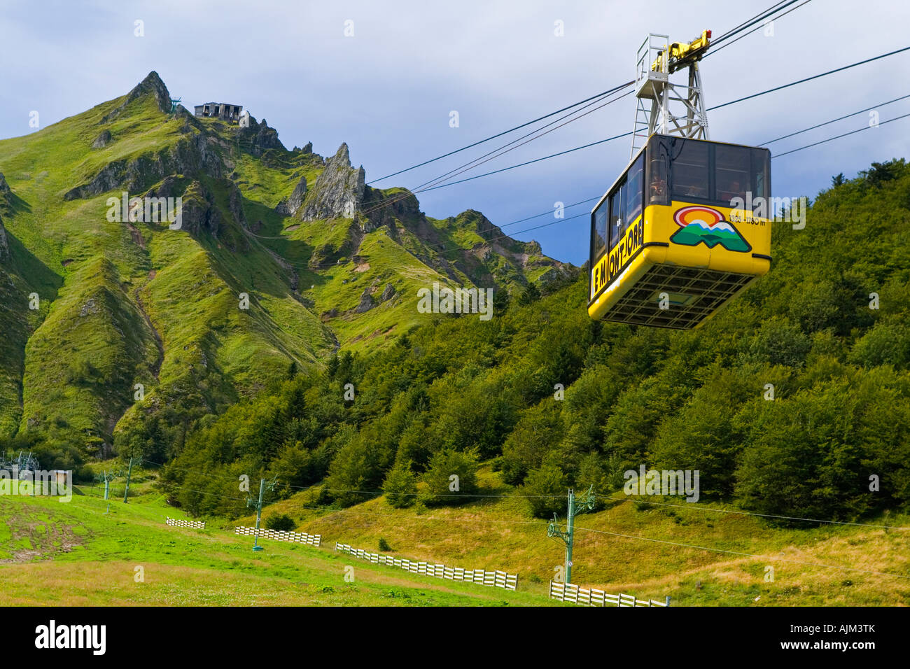 Mont puy de sancy Banque de photographies et d’images à haute ...