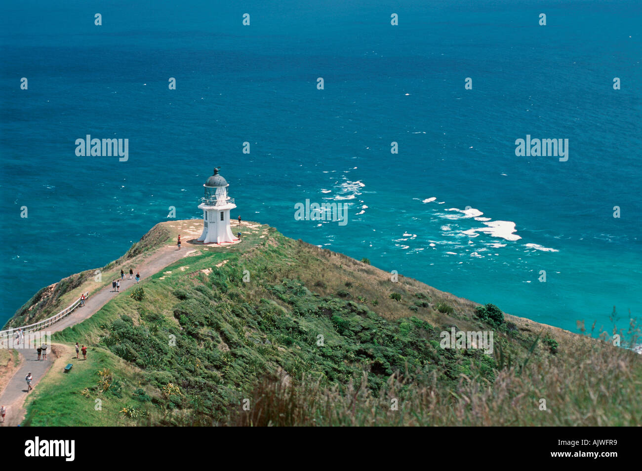 Le phare du cap Reinga à la pointe nord de l'île Nord de la Nouvelle ...