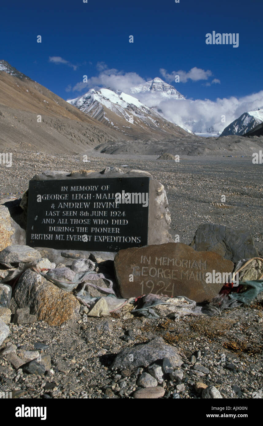 Zone de Memorial George Leigh Mallory et Andrew Irvine au Camp de Base ...