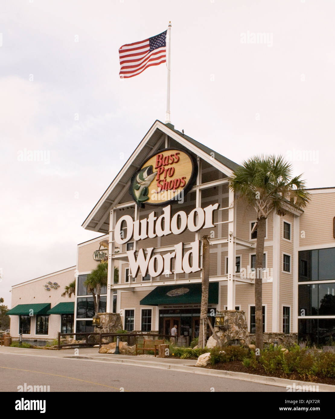 Bass pro shop store Banque de photographies et d’images à haute ...