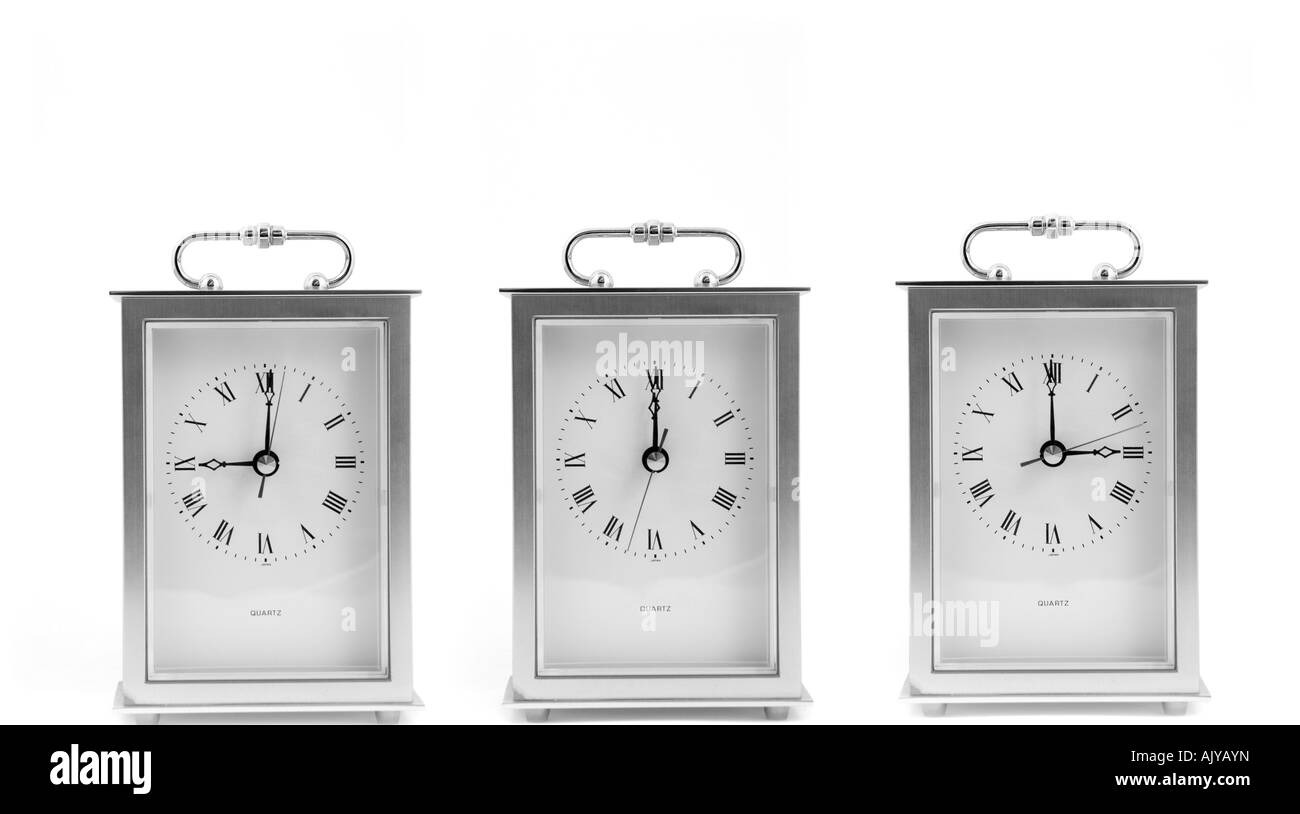 Heure trois heures Banque d'images noir et blanc - Alamy