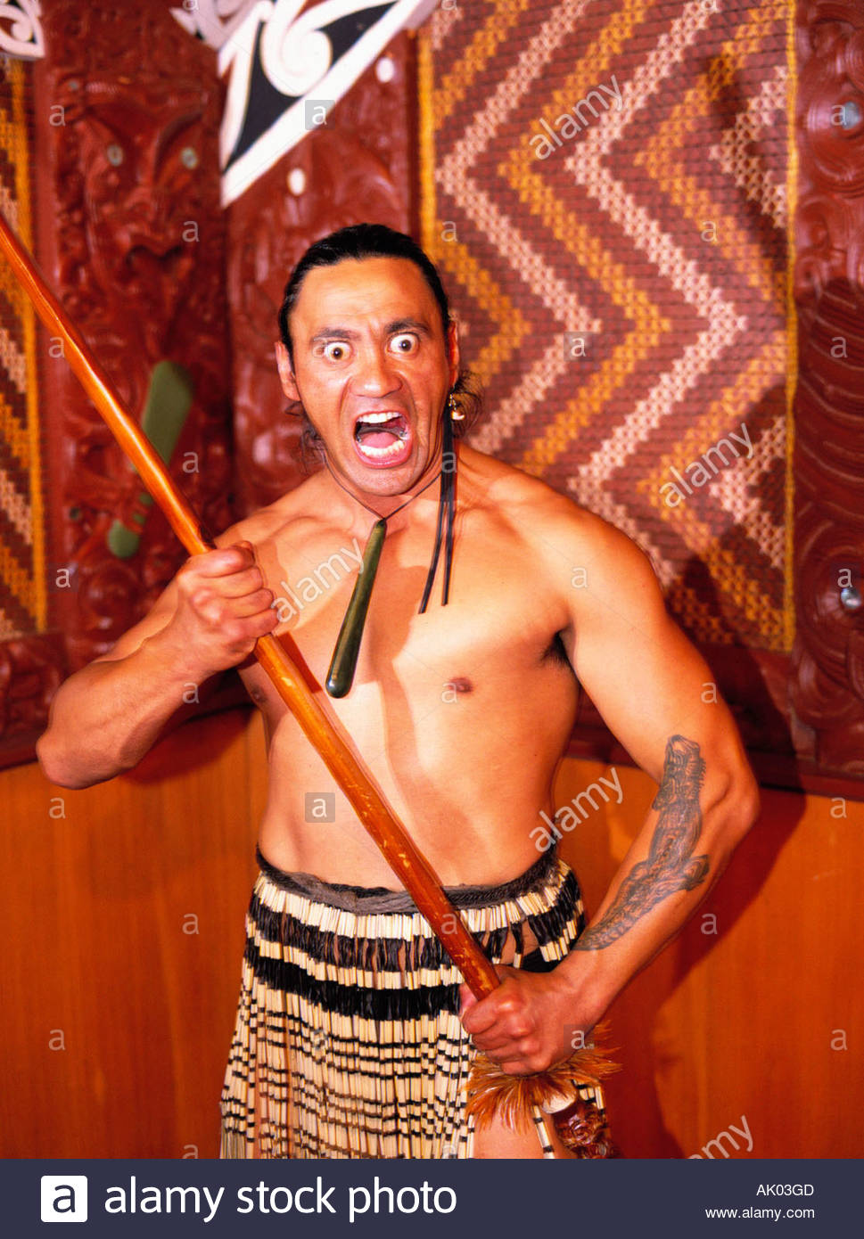 Traditional Maori Clothes Photos & Traditional Maori Clothes Images - Alamy