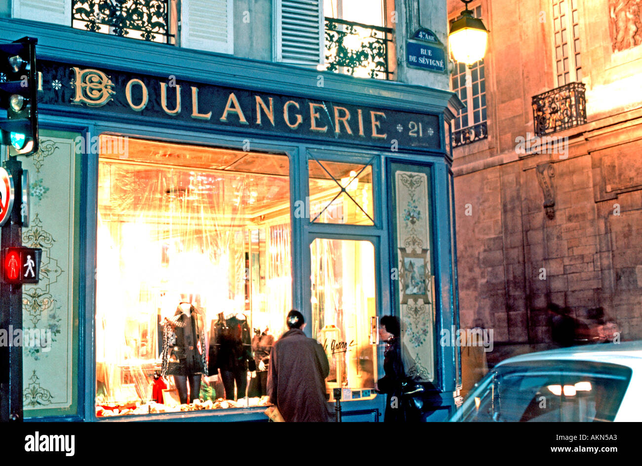 Paris France, Boulangerie People look Shop Window, Old French Shop ...