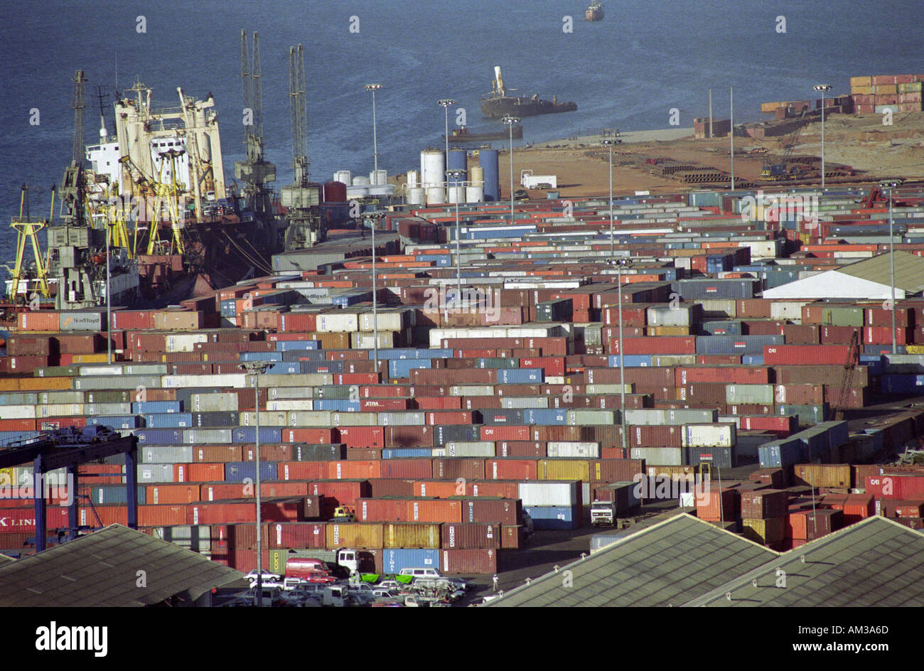 Luanda port Banque de photographies et d’images à haute résolution - Alamy
