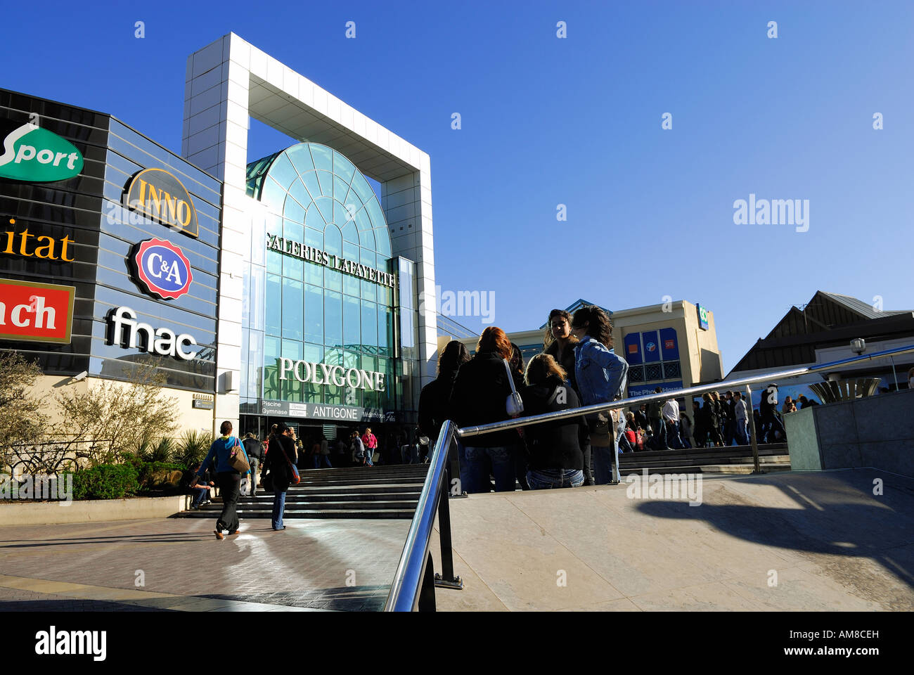 La France, Hérault, Montpellier, centre commercial le Polygone Photo ...