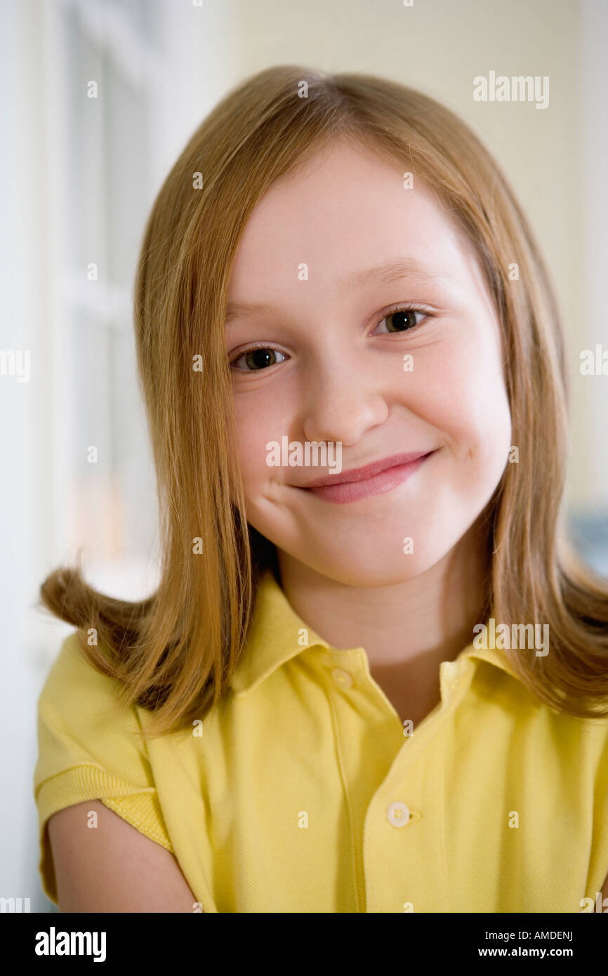 Portrait De Fille 12 13 Ans Séduisant Banque De Photographies Et D