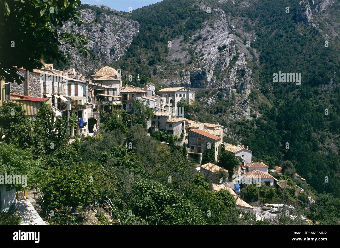 Europe france alpes maritime village of peille peille Banque de ...